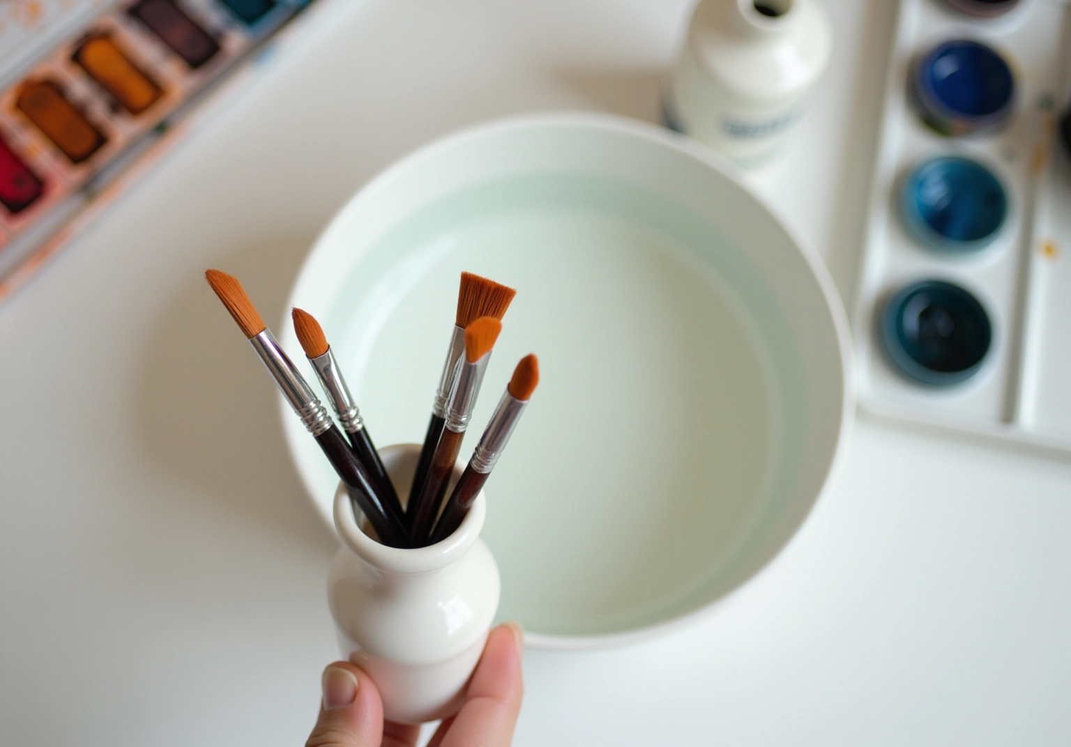 Caring for Watercolor Brushes Caring for Watercolor Brushes